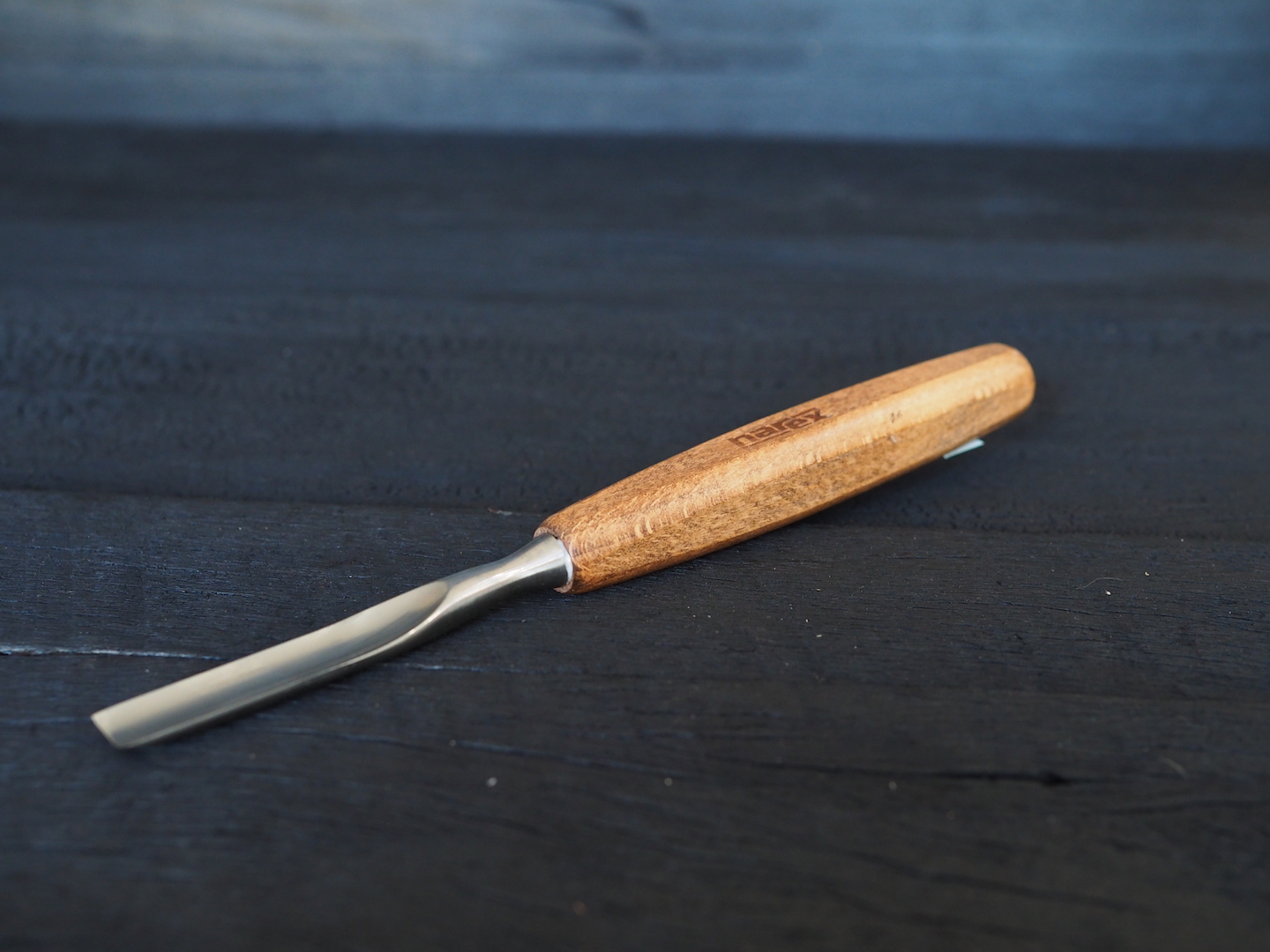 Straight carving chisel profile 7 - 12mm - Dubbeld Wood Tools