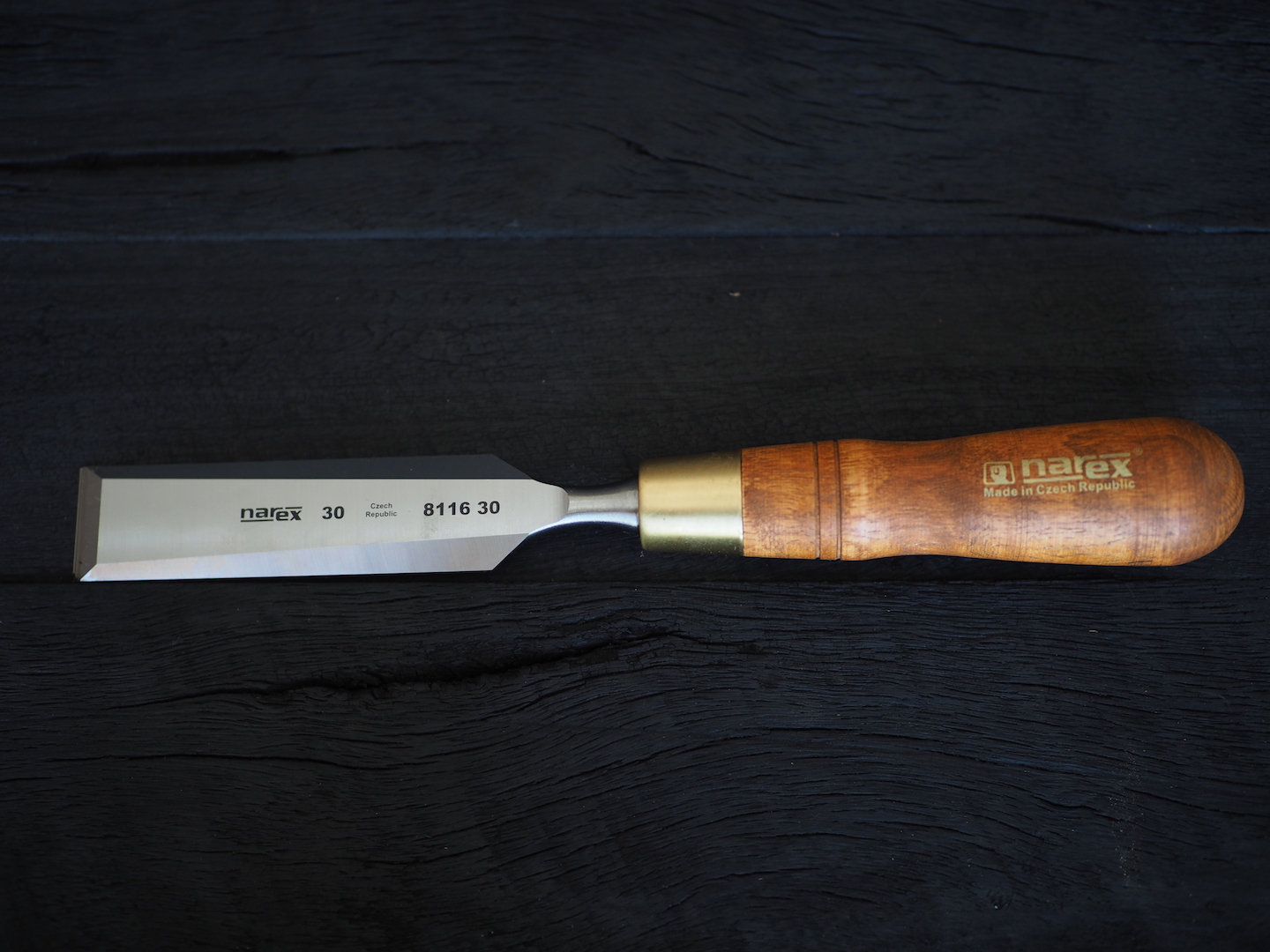 Bevel edge chisel - 30mm - Dubbeld Wood Tools