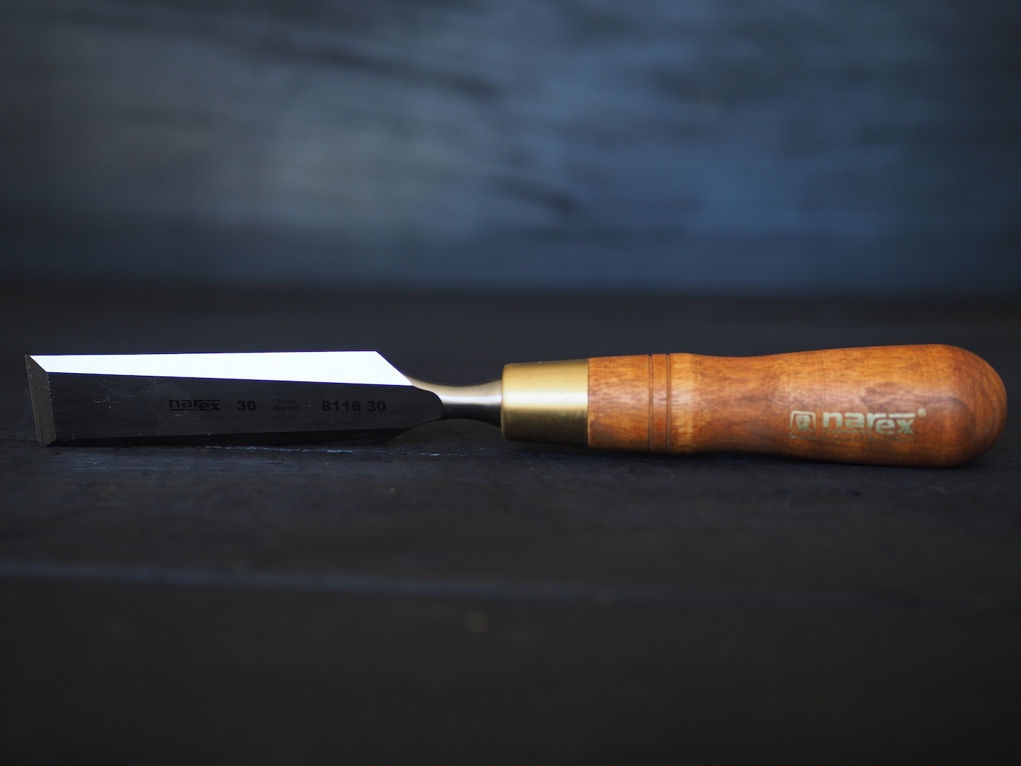 Bevel edge chisel - 30mm - Dubbeld Wood Tools