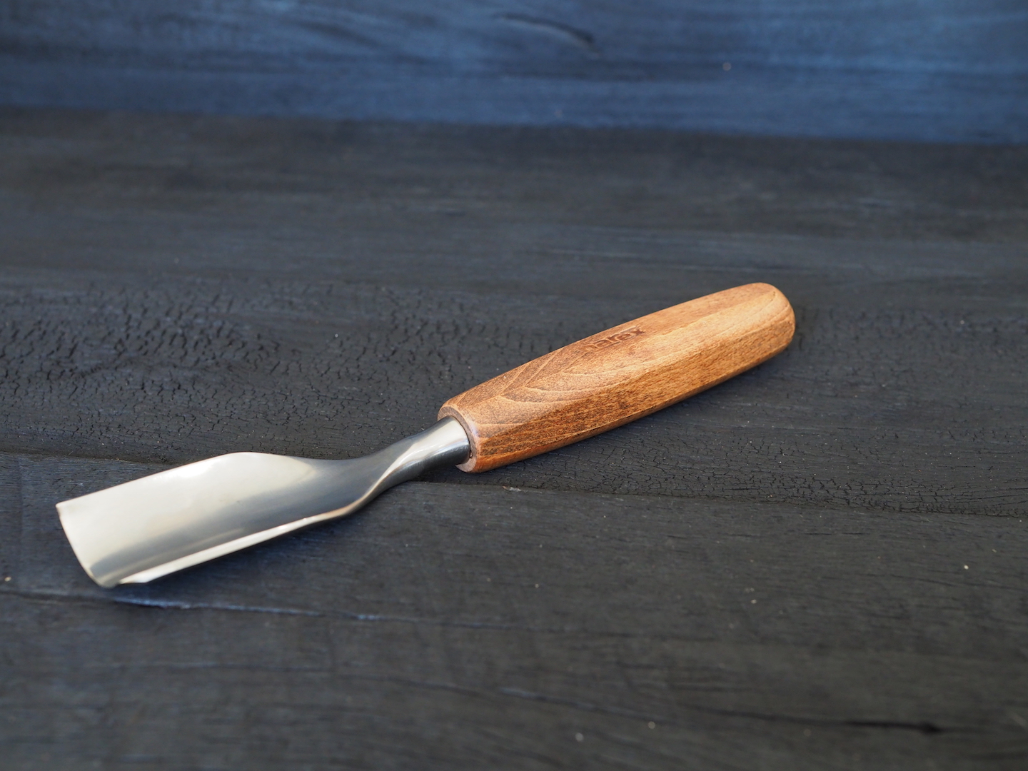 Straight carving chisel profile 8 - 40mm - Dubbeld Wood Tools