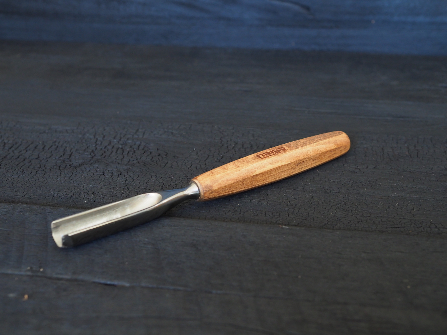 Straight carving chisel profile 9 - 16mm - Dubbeld Wood Tools