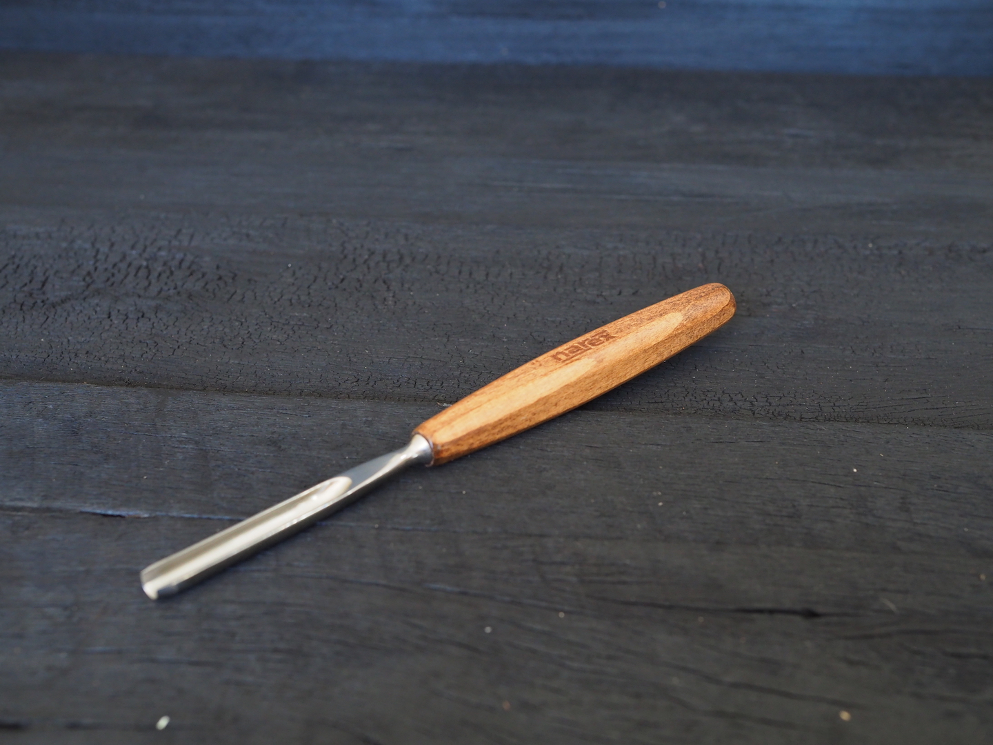 Straight carving chisel profile 9 - 8mm - Dubbeld Wood Tools