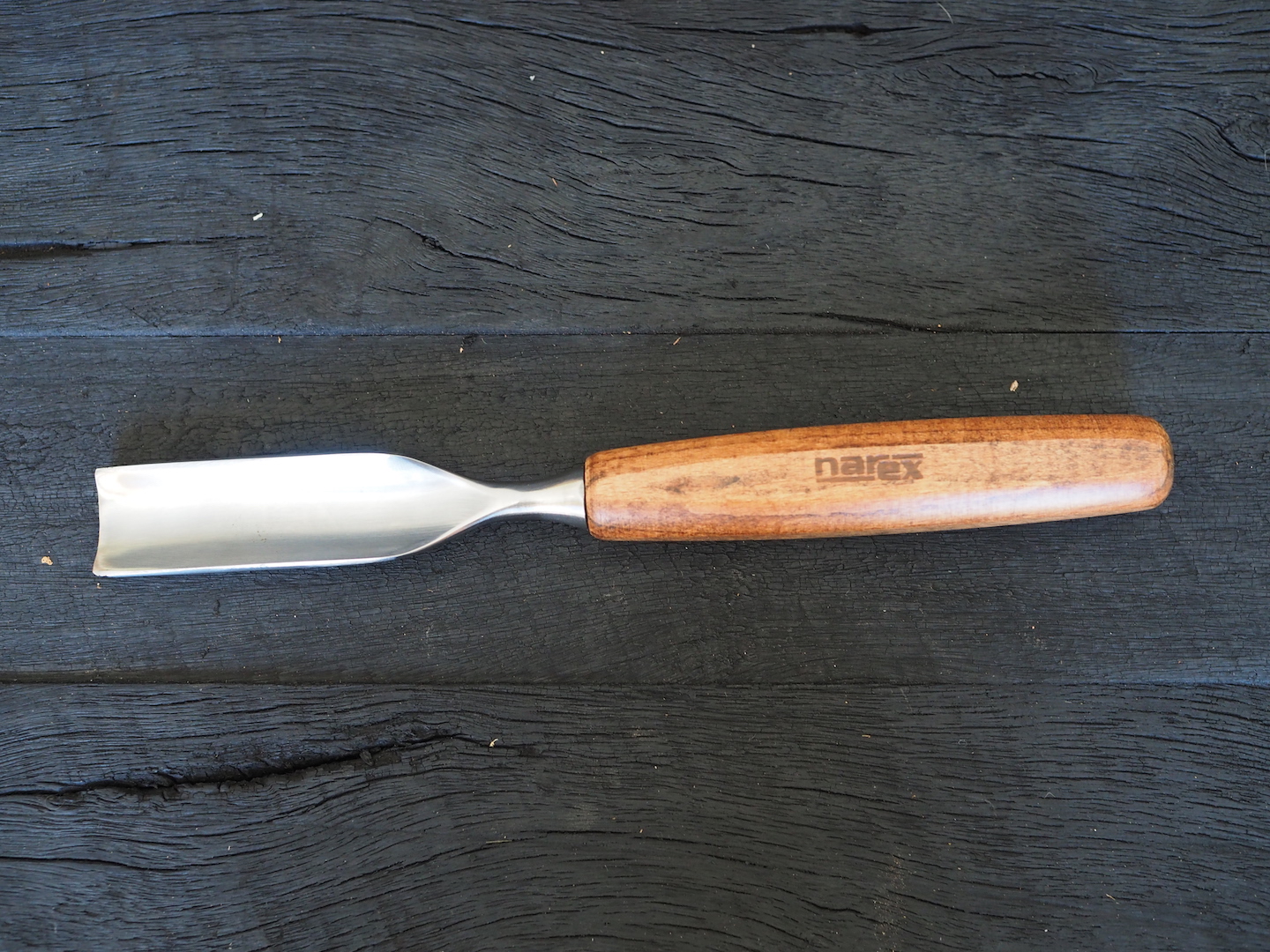 Straight carving chisel profile 8 - 30mm - Dubbeld Wood Tools