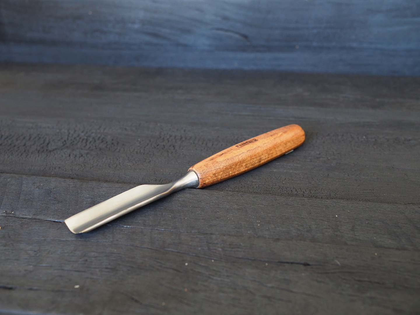 Straight carving chisel profile 8 - 30mm - Dubbeld Wood Tools